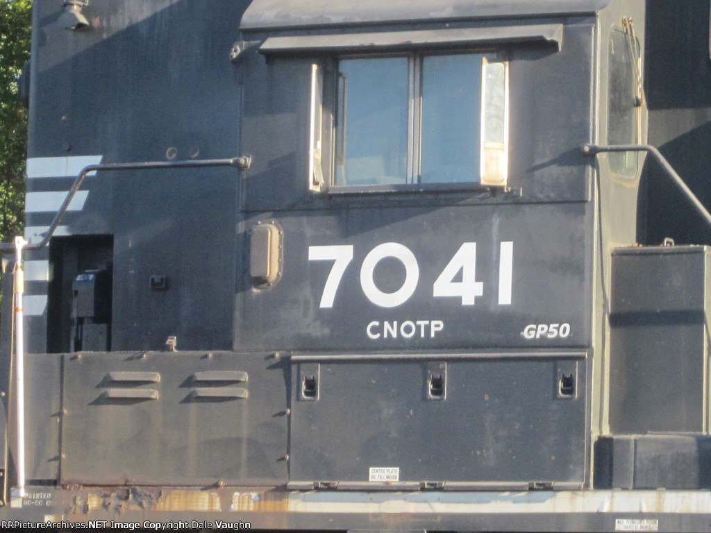 NS 7041